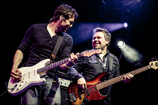 Review: Aynsley Lister - Eyes Wide Open - RAMzine