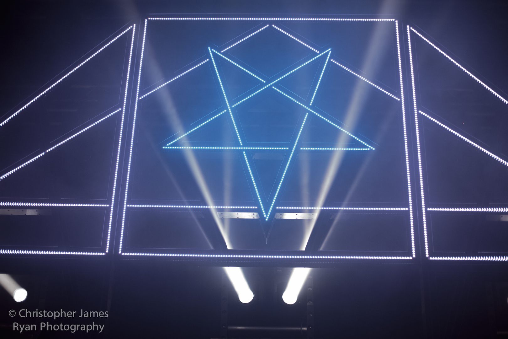 Perturbator and Health mesmerize Manchester - RAMzine