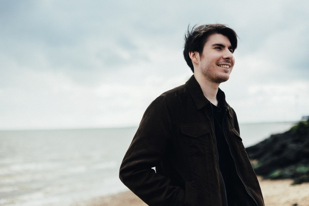 Connor Selby UK Tour - RAMzine