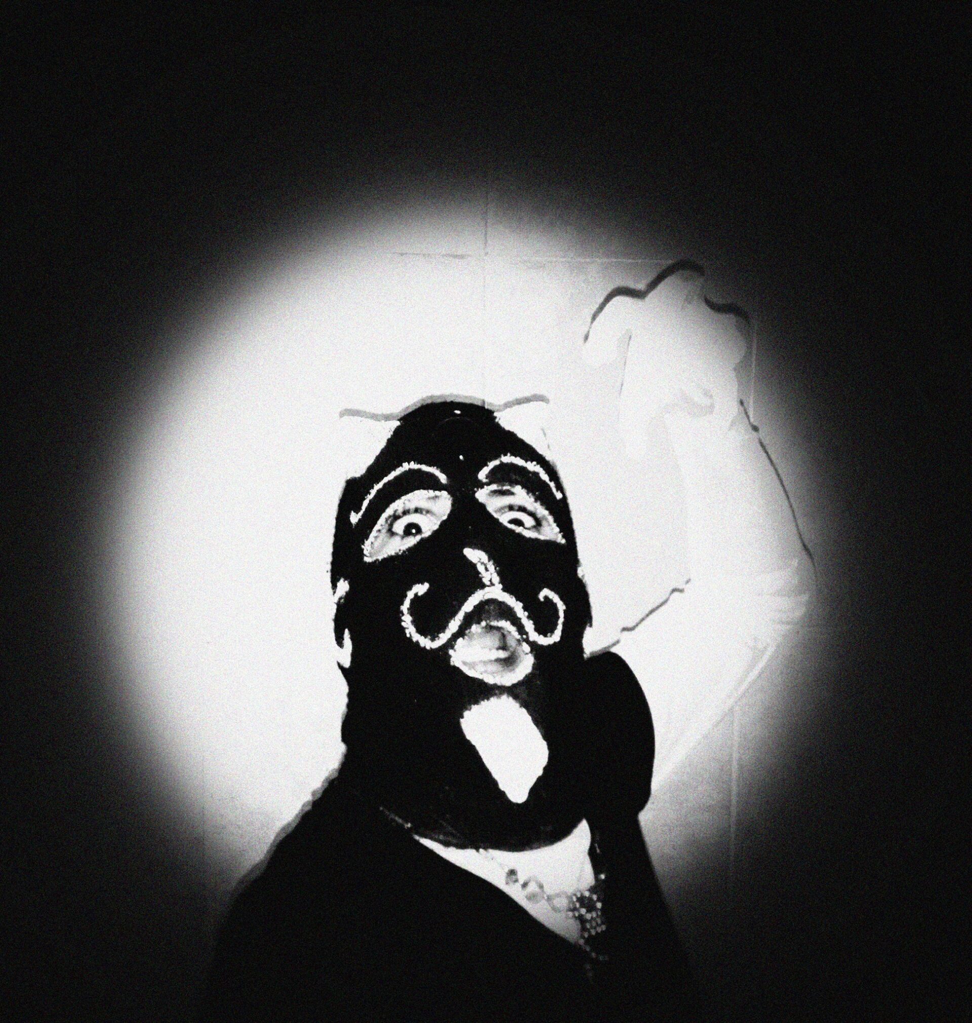 A FLYING FISH bring the fun on El Pez Que Voló – Act I - RAMzine