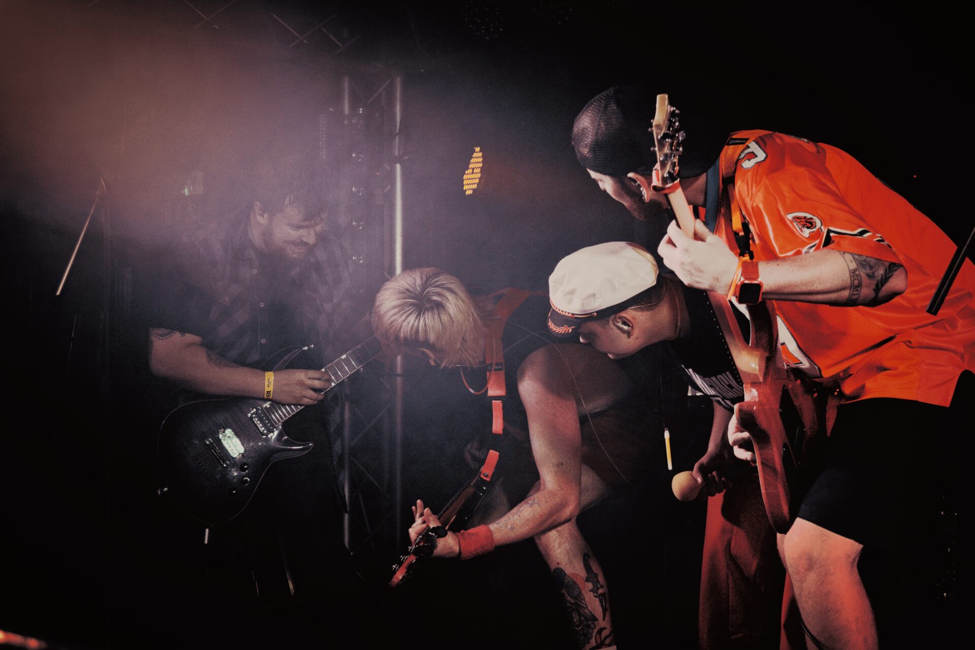 An Evening With Hound - RAMzine